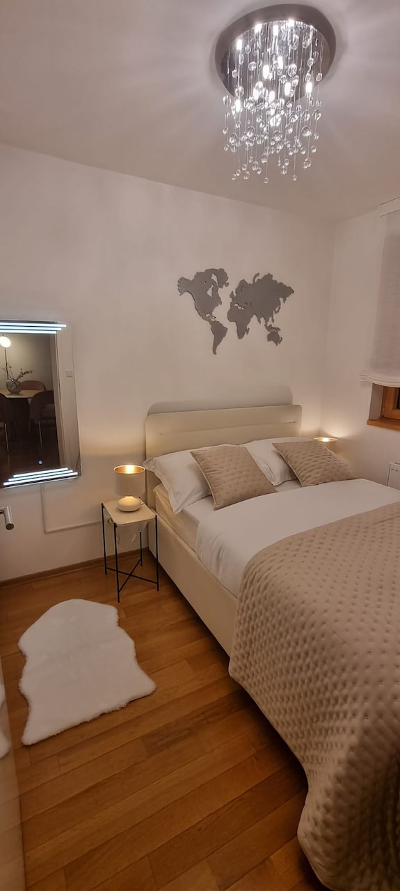 Take A Break And Unwind At This Peaceful Oasis. - Zagreb