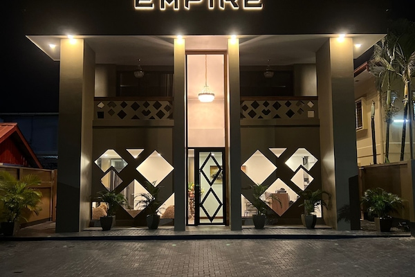 Fachada da propriedade