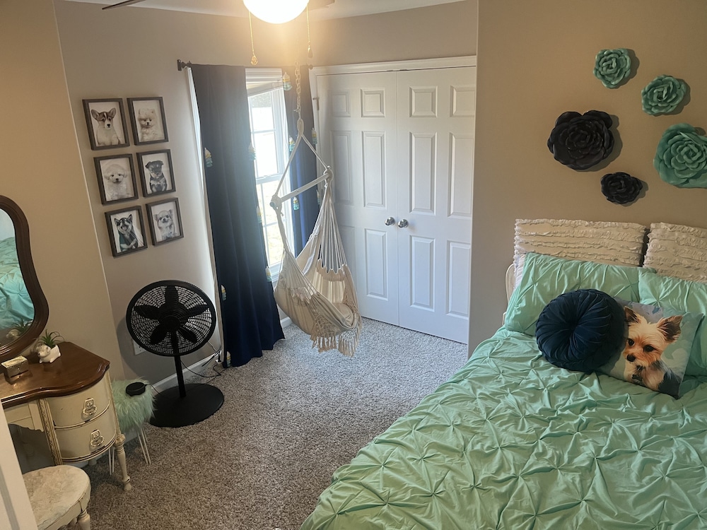 9 Miles From Liberty, Jet Ski Rental, 7 Min From Paddle Boarding On The James - Lynchburg, VA