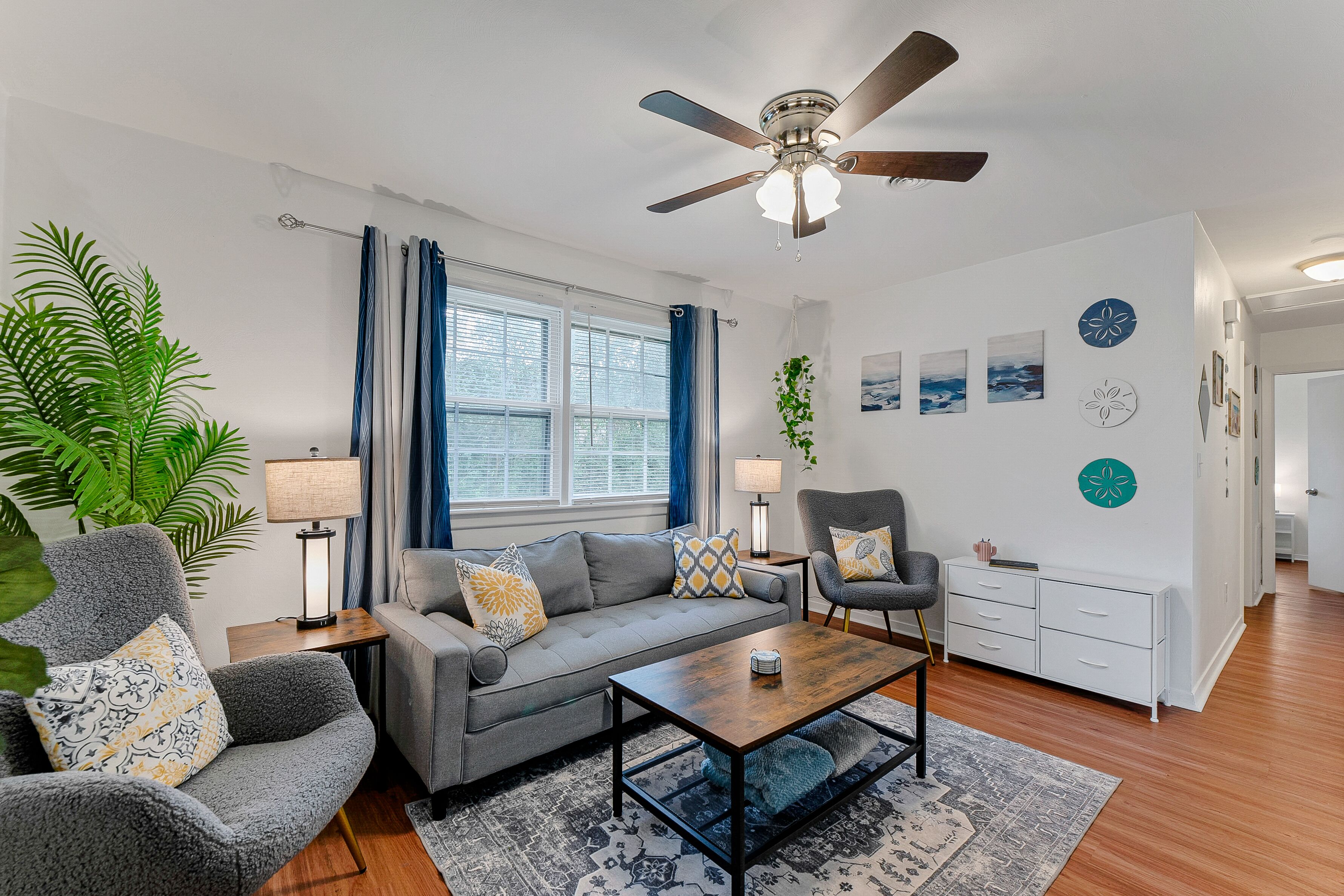Cozy Pet-friendly 3br  Near Norfolk Beaches - Norfolk, VA