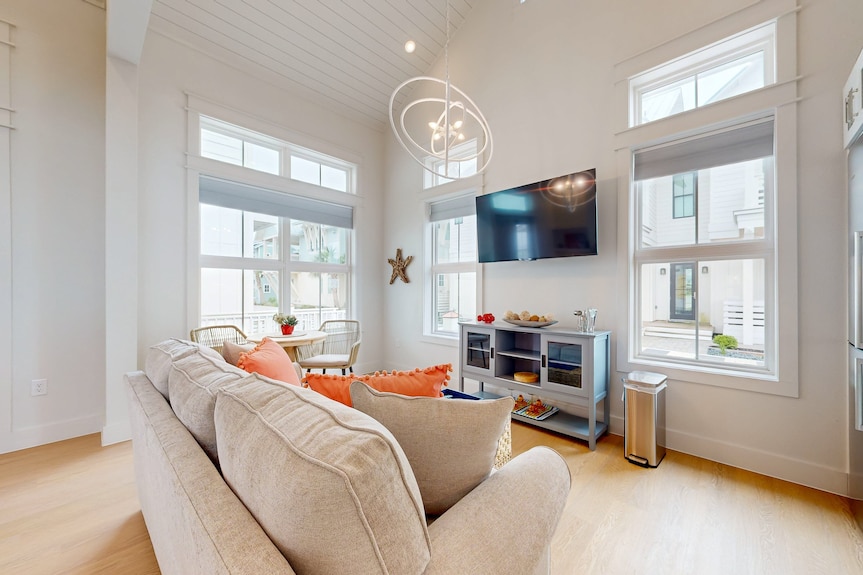 Resort Style Pools, Golf Cart Boardwalk To The Beach - Port Aransas, TX