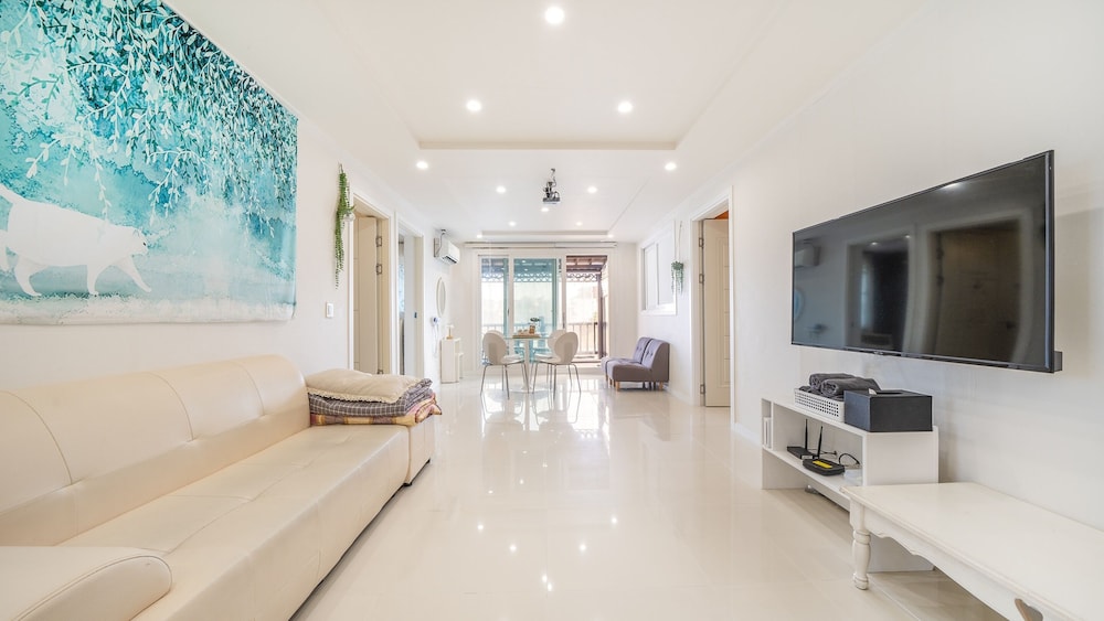 Gyeongju Nunkoip Pension - Gyeongju-si