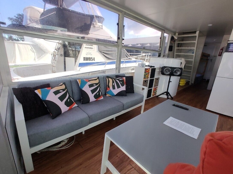 Accommodation Only. \Nlocation - Mandurah Quay Resort And Boundry Island Brewery. - Mandurah