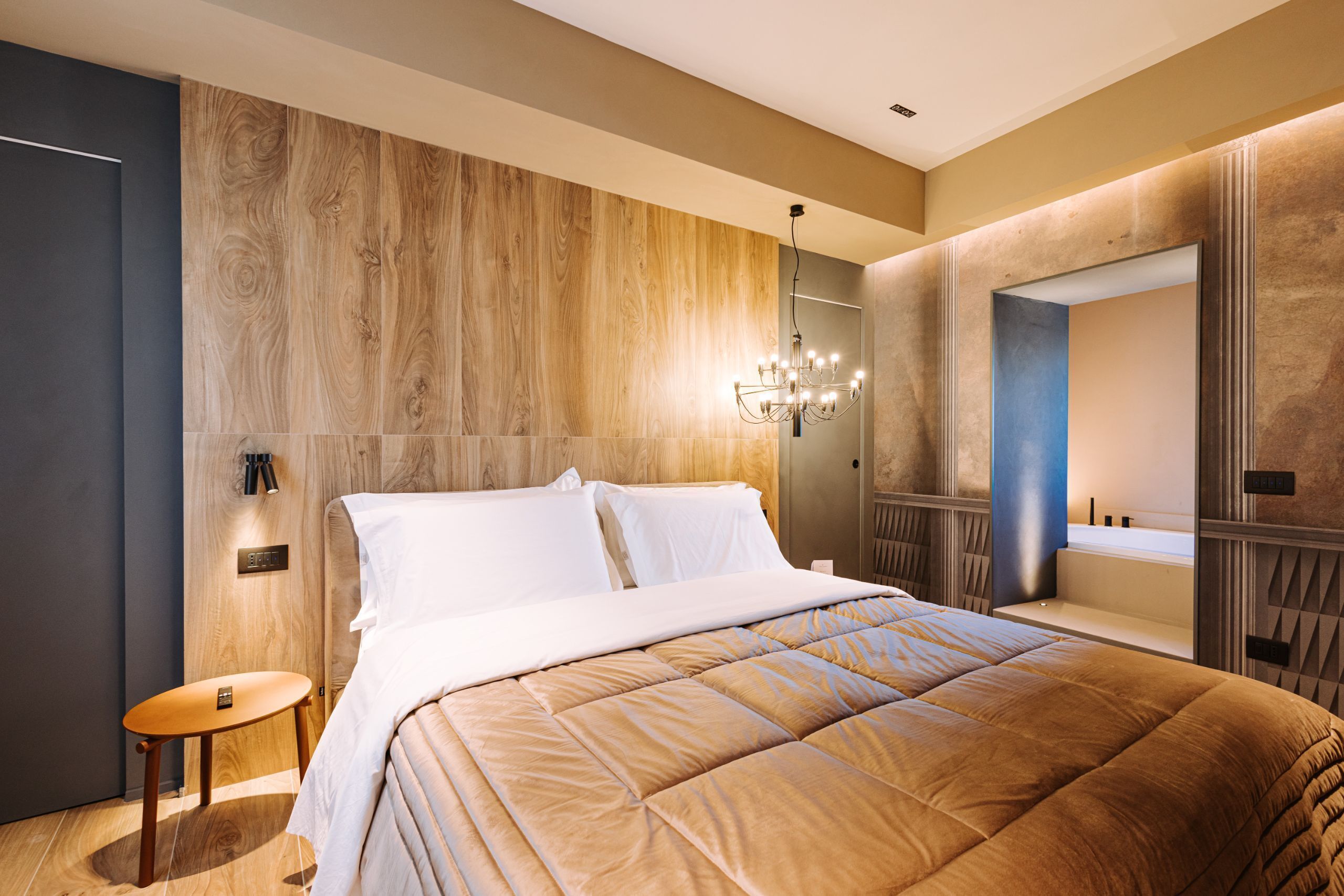 Queen Con Vasca Idromassaggio 18 Febbraio - Monopoli