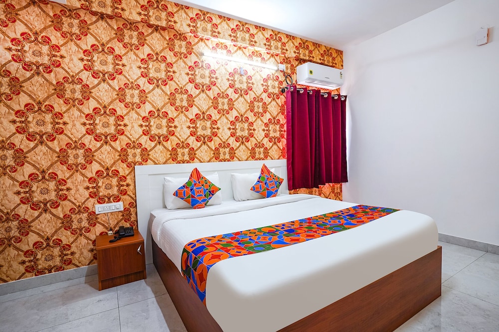 Fabhotel Royal Platinum Suites - Bangalore