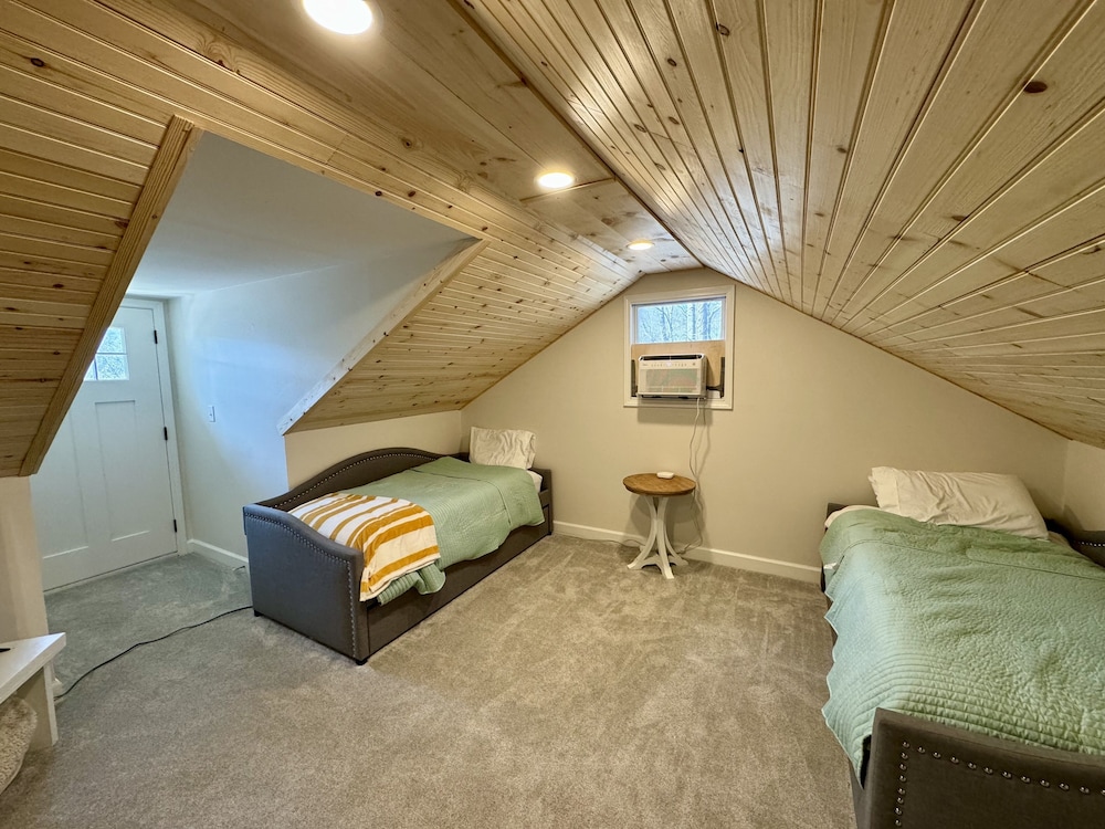 Arrowhead Hideaway: Mountain Home - Hike, Golf, Kayak, & Near Baseball - 캔턴