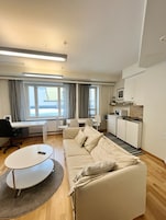 Apartamento Básico, Vista para a cidade | 1 quarto, ferro/tábua de engomar, berços/camas para crianças