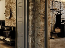 Signature Stone Suite | Lençóis italianos Frette, roupas de cama premium, edredons de pluma