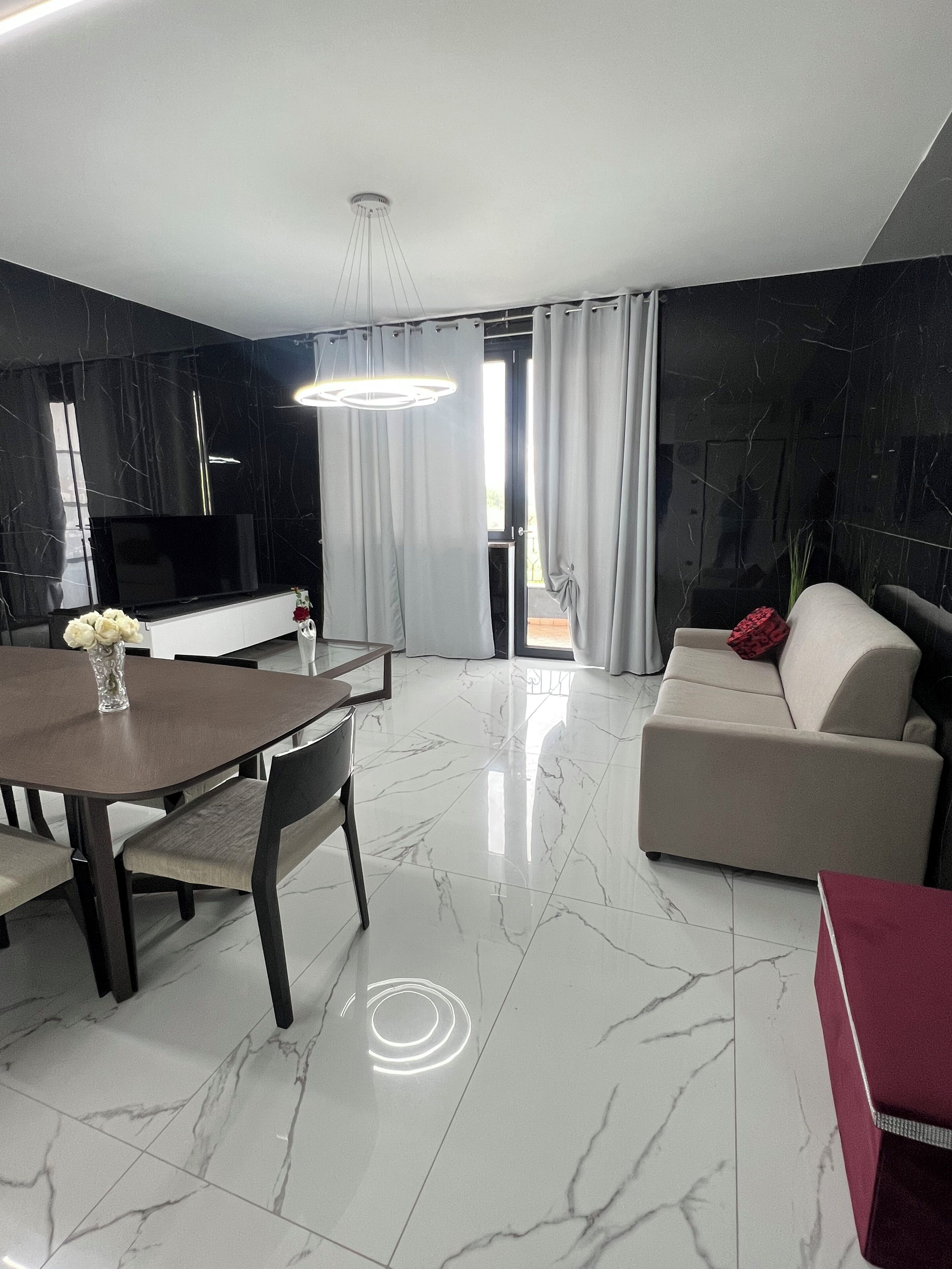 Apartamento superluxo (Interno 4) | Área de estar | TV de plasma