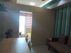 Apartamento em Condomínio Fechado, 1 quarto | Sala de jantar