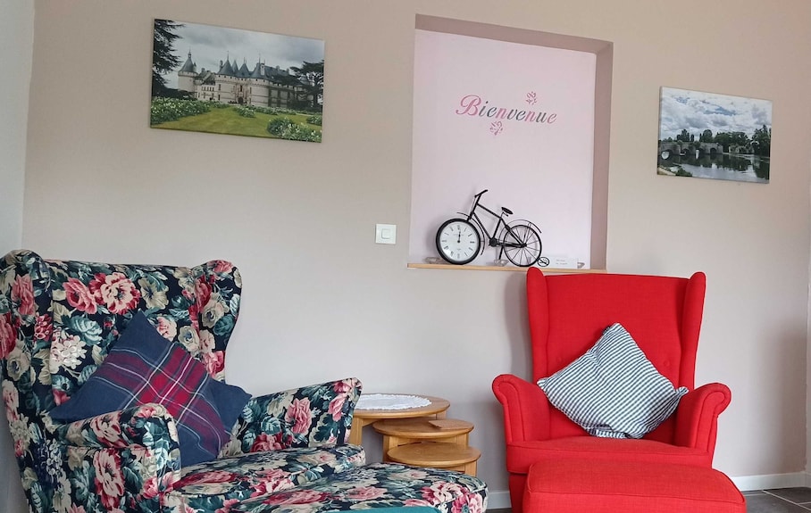 Four Person Cottage With Heated/covered Pool & Private Jacuzzi, 3 Star Rated - Normandy