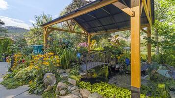 Apartamento luxo, 1 quarto, vista para o jardim | Terraço/pátio