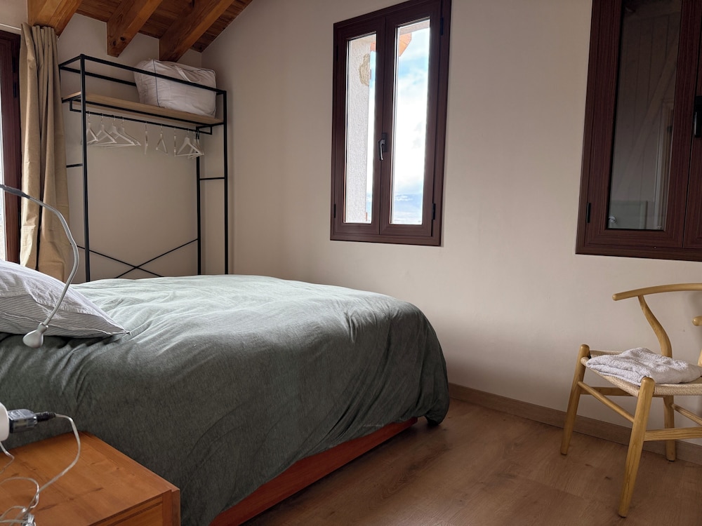 Chalet, Individual House, Very Quiet, At 5 Min Walking Distance From Boulangerie - ピレネー山脈
