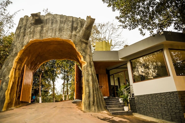 Aranya The Merian Resort - Meghalaya