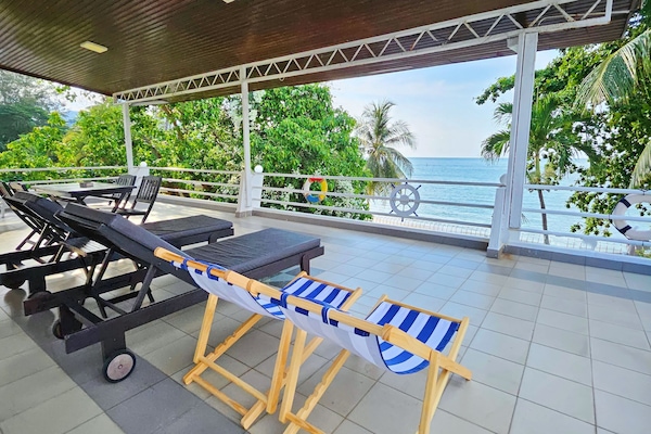 Villa Superior, varanda, vista para o mar | Varanda