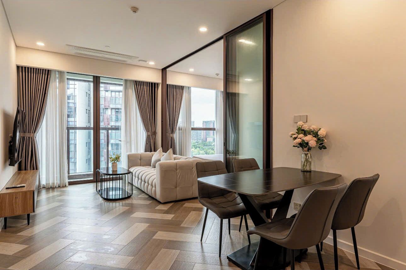 Apartamento Deluxe, 1 quarto, Vista para a cidade | Sala de estar | Smart TV de 42 polegadas com canais digitais, Netflix 