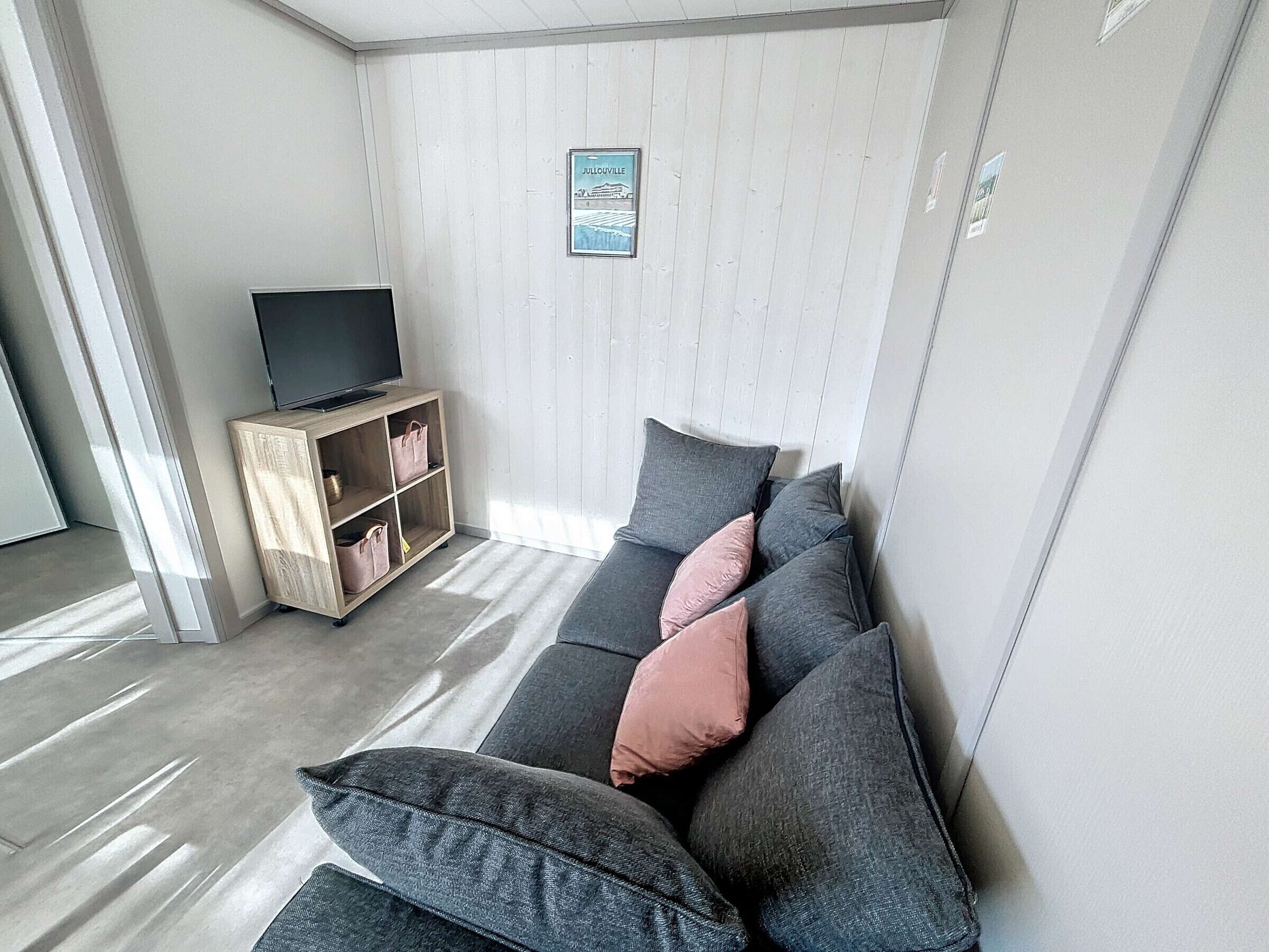 Jullouville: Villa 4 Pers, Proche Plage, Piscine Chauffée - Saint-Pair-sur-Mer