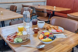 Pequeno-almoço continental diário incluído 