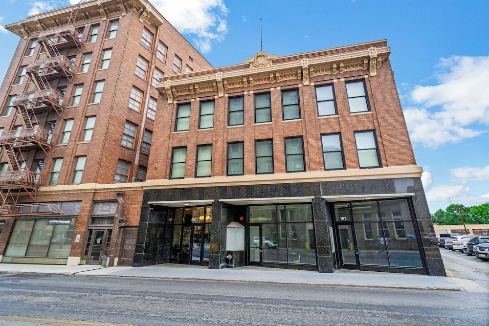 La Luz - San Antonio, TX