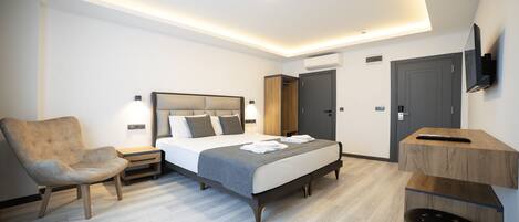 Quarto Deluxe, 1 cama de casal, não fumadores, Vista para a cidade | Vista do quarto