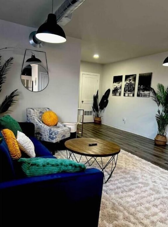 Modern Loft In Historic Building. Free Parking! - Detroit