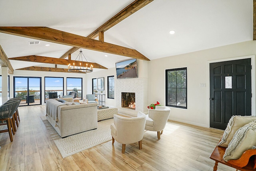 Walk To Lake Whitney~fire Pit~bbq Grill~king Bed - Lake Whitney, TX