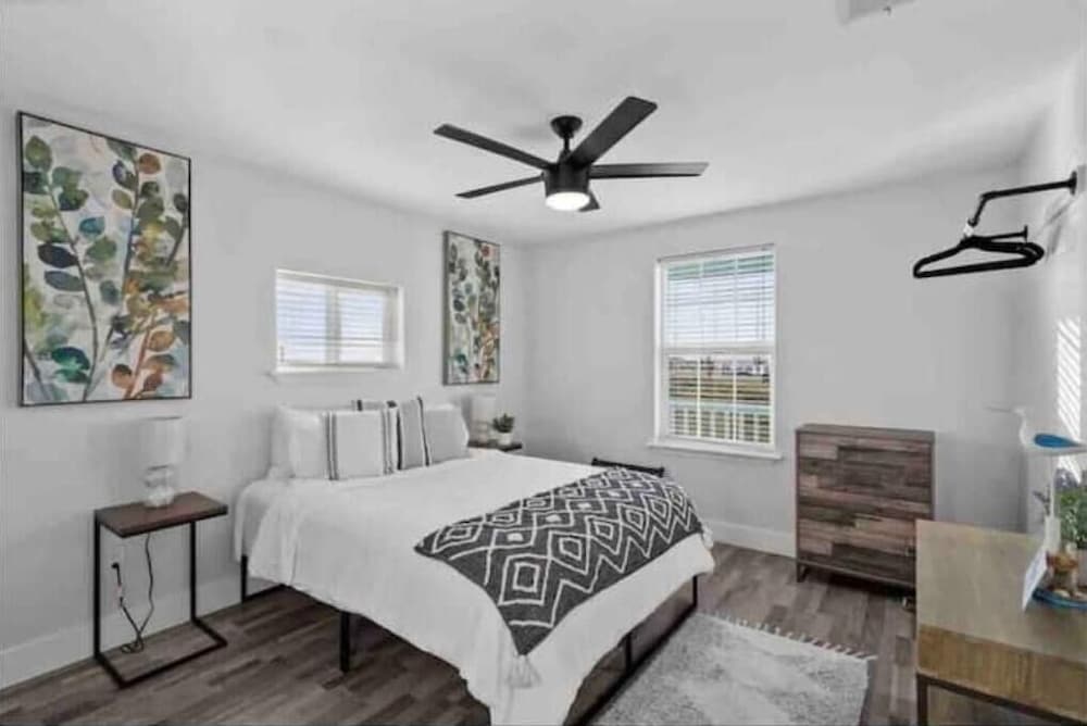 The Teal Tërtle- Magnolia Beach & Beautiful - Port Lavaca, TX