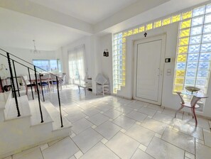Casa | 3 quartos, secretária