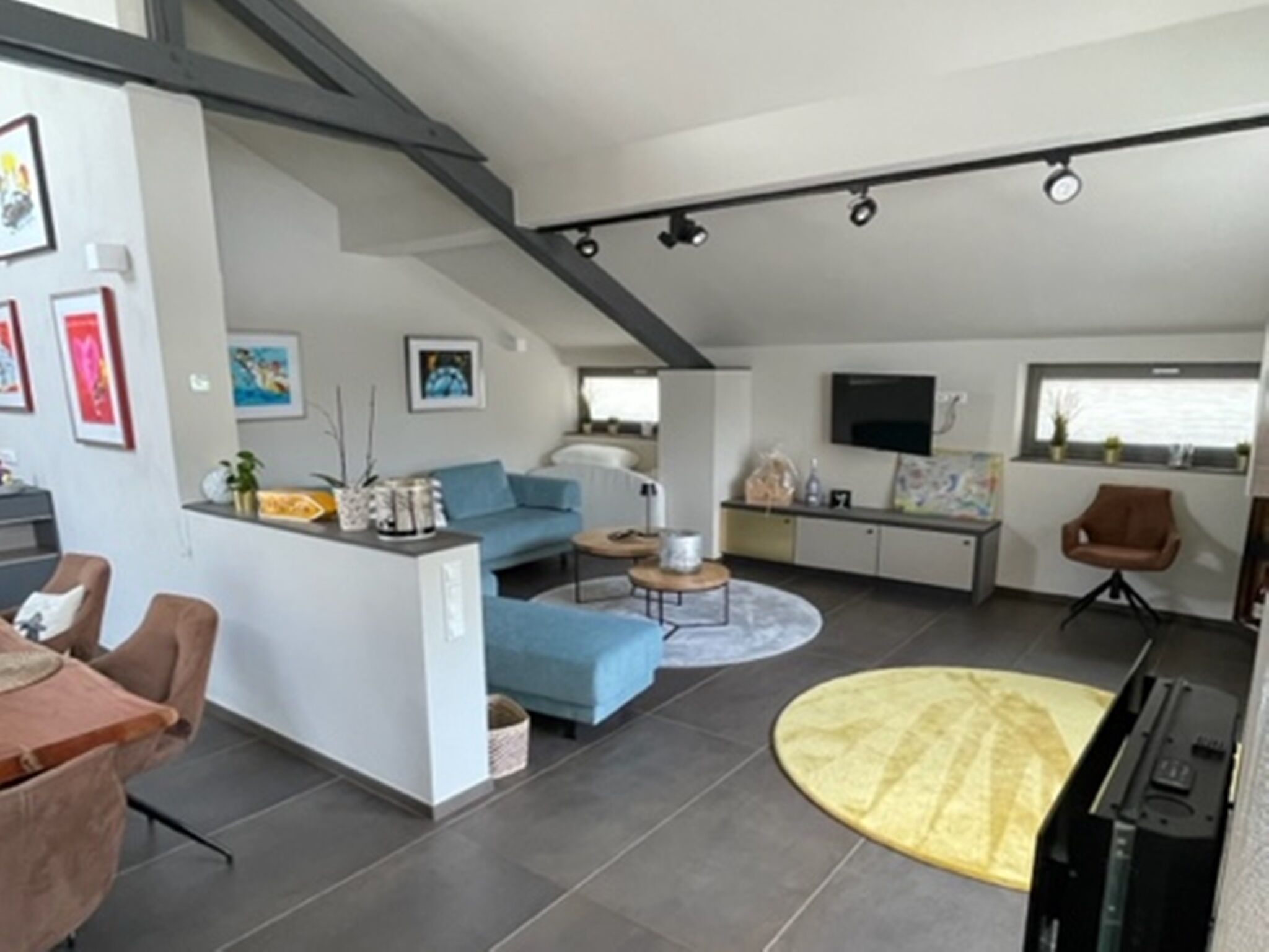 Zimmermanns 3 - Stilvoll Und Modern Mit Außenpool, Sauna Und Außenküche - Eupen