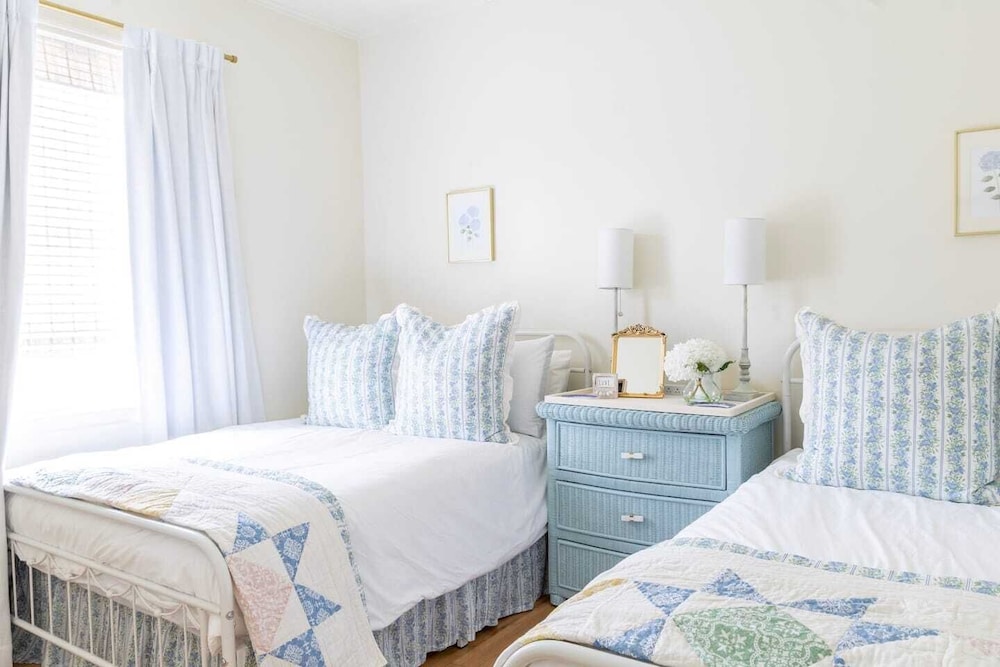 Cozy & Stylish + Walk To Ice Plant + 15 Min To Round Top + The Moli - Texas
