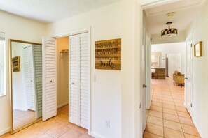 Casa (2 Bedrooms) | Interior