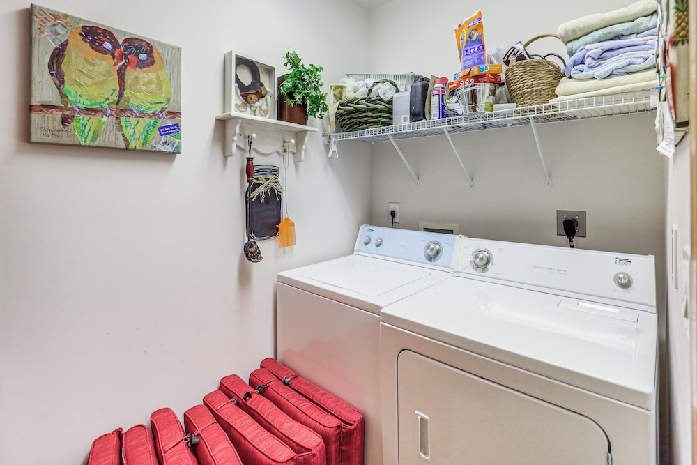 1 Mi To Beech Mtn Ski Resort: Cabin W/ Fire Pit - Banner Elk, NC