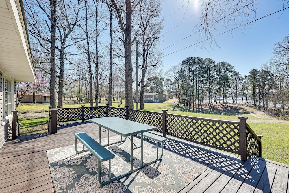 New Blaine Getaway - Walk To Lake Dardanelle! - Mount Magazine State Park, Paris