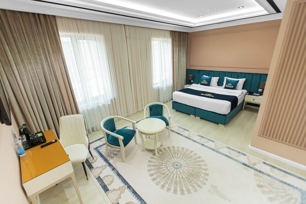 Quarto Duplo Deluxe | Camas de colchão Select Comfort, minibar grátis, cofre no quarto
