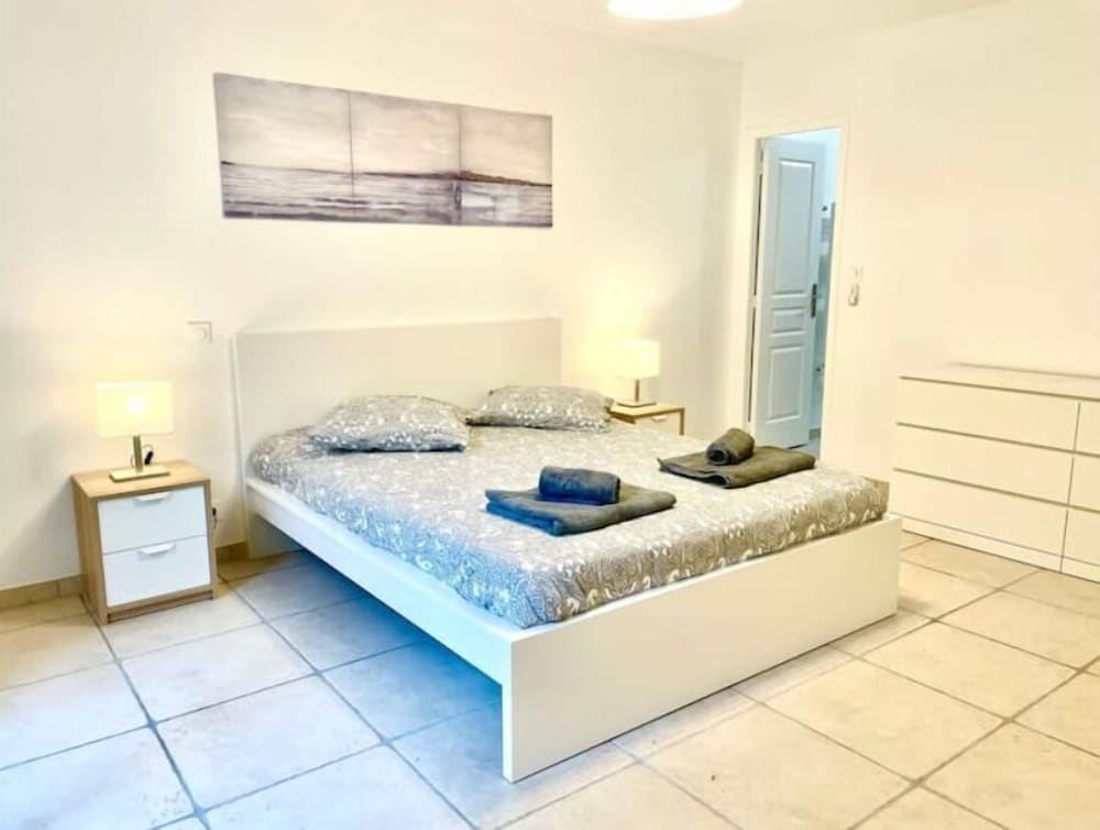 Maison De 4 Chambres Avec 3 Salles De Bain Avec Tv Dans Toutes Les Chambres - Saint-Palais-sur-Mer