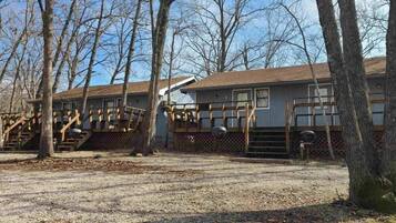 Cabana de Madeira Básica, vista para o resort | Terraço/pátio interior
