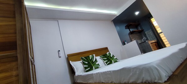 Hidden Home - Douala