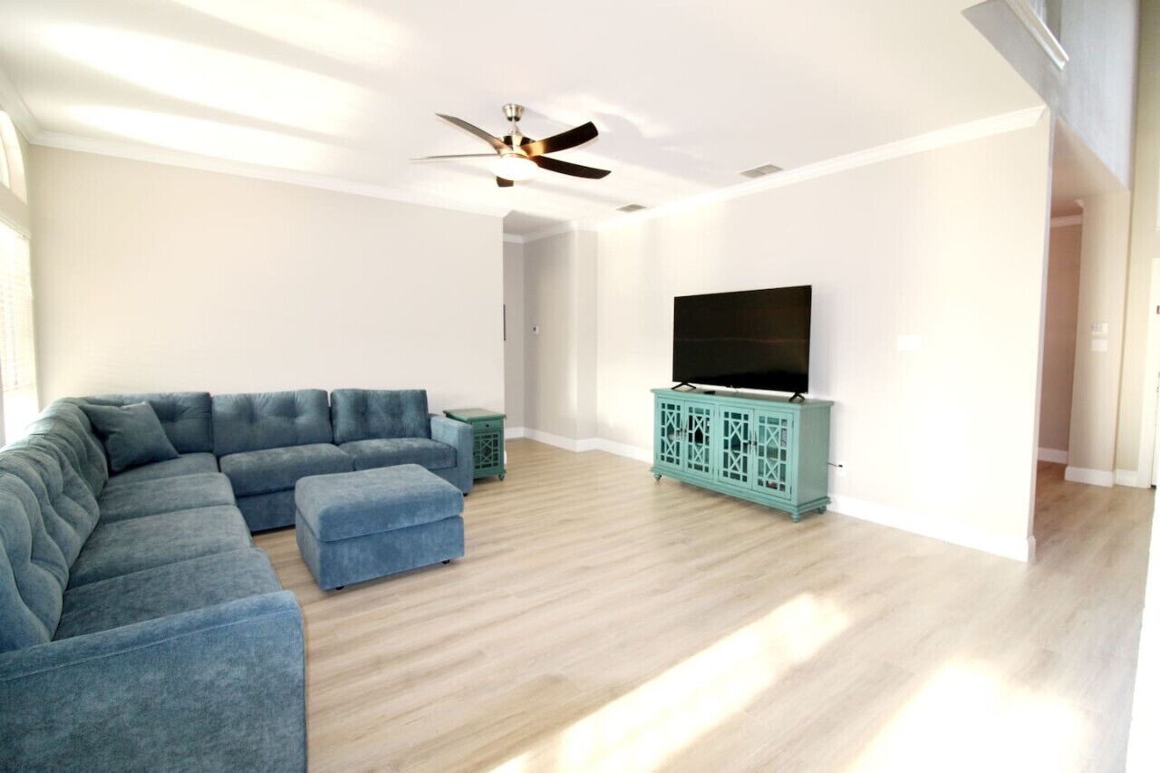 Deja Blue Lagoon & Games - アレン, TX