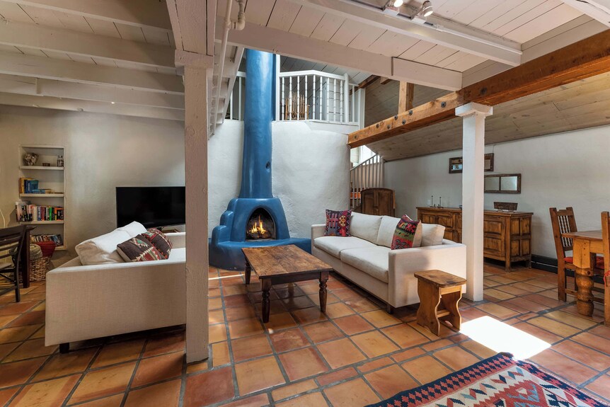 Classic White Adobe - Hot Tub And Outdoor Dining - Lake Katherine, NM