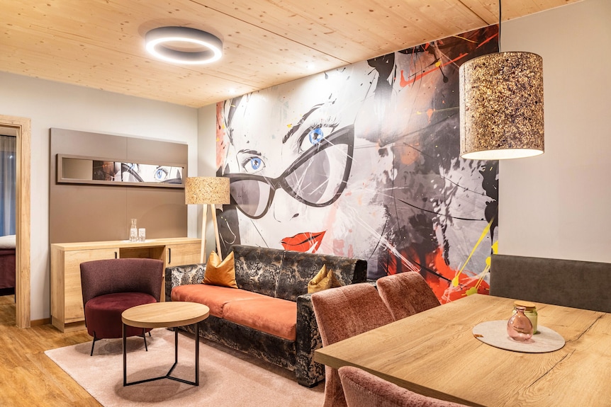 Appartement De Vacances "Hotel Zum Schwanen - 6" Avec Vue Sur Les Montagnes, Terrasse Et Wi-fi - Reutte