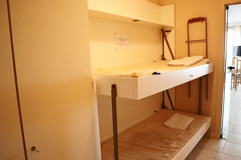 Appartement In Nieuwpoort Met Zeezicht - Koksijde