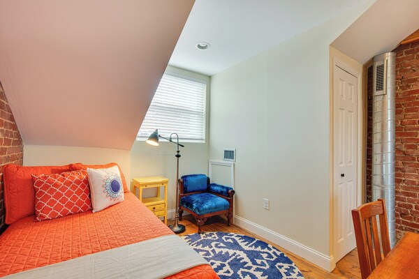 3 Mi To Dtwn: Charming Row House In Pittsburgh - Noah's Ark, West Mifflin