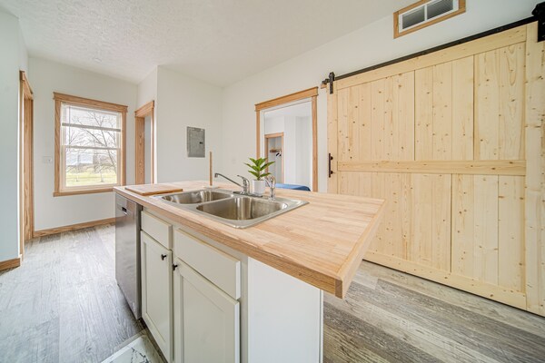 4 Mi To Lake Erie: Condo W/ Golf Course Views! - North East, PA