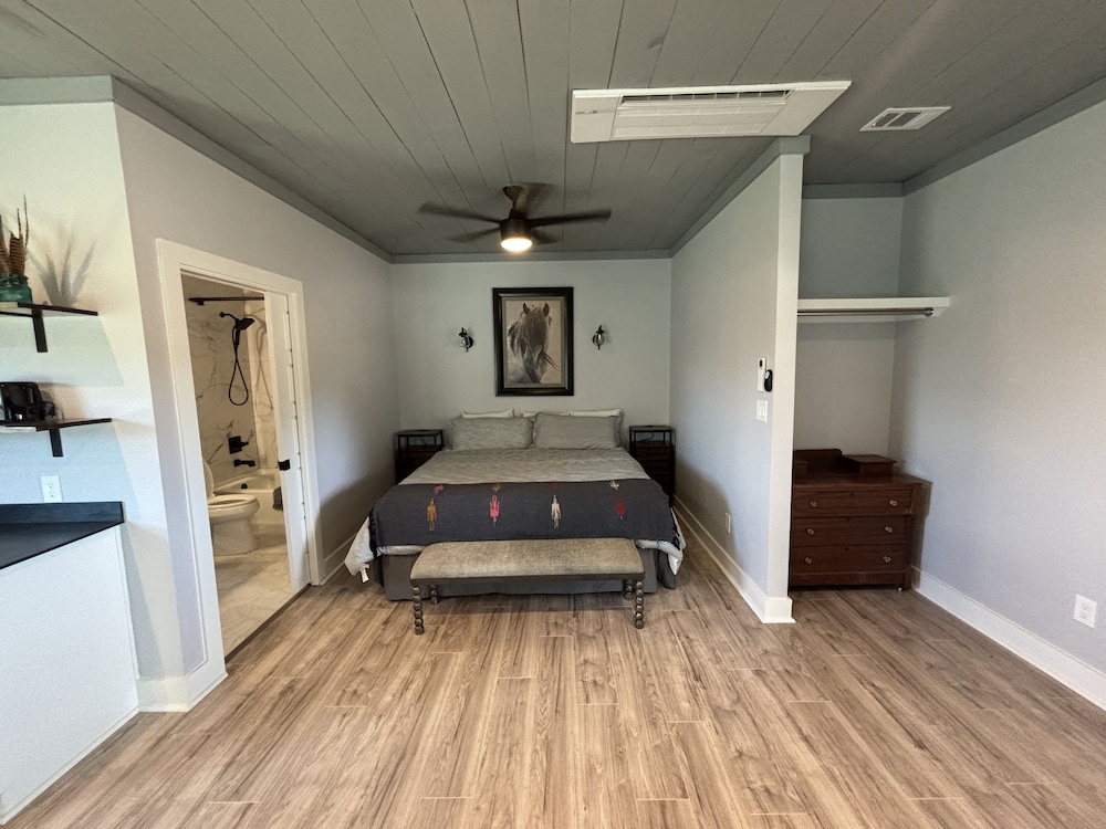 Ranch Hand Cabin In Llano Texas - Llano, TX