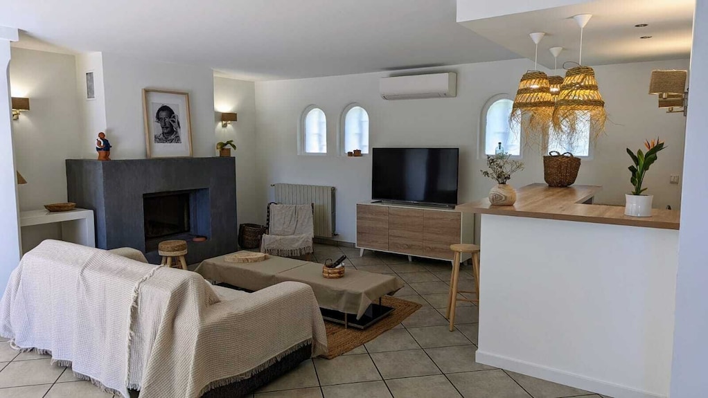 Magnifique Villa Méditerranéenne Avec Piscine - Thuir