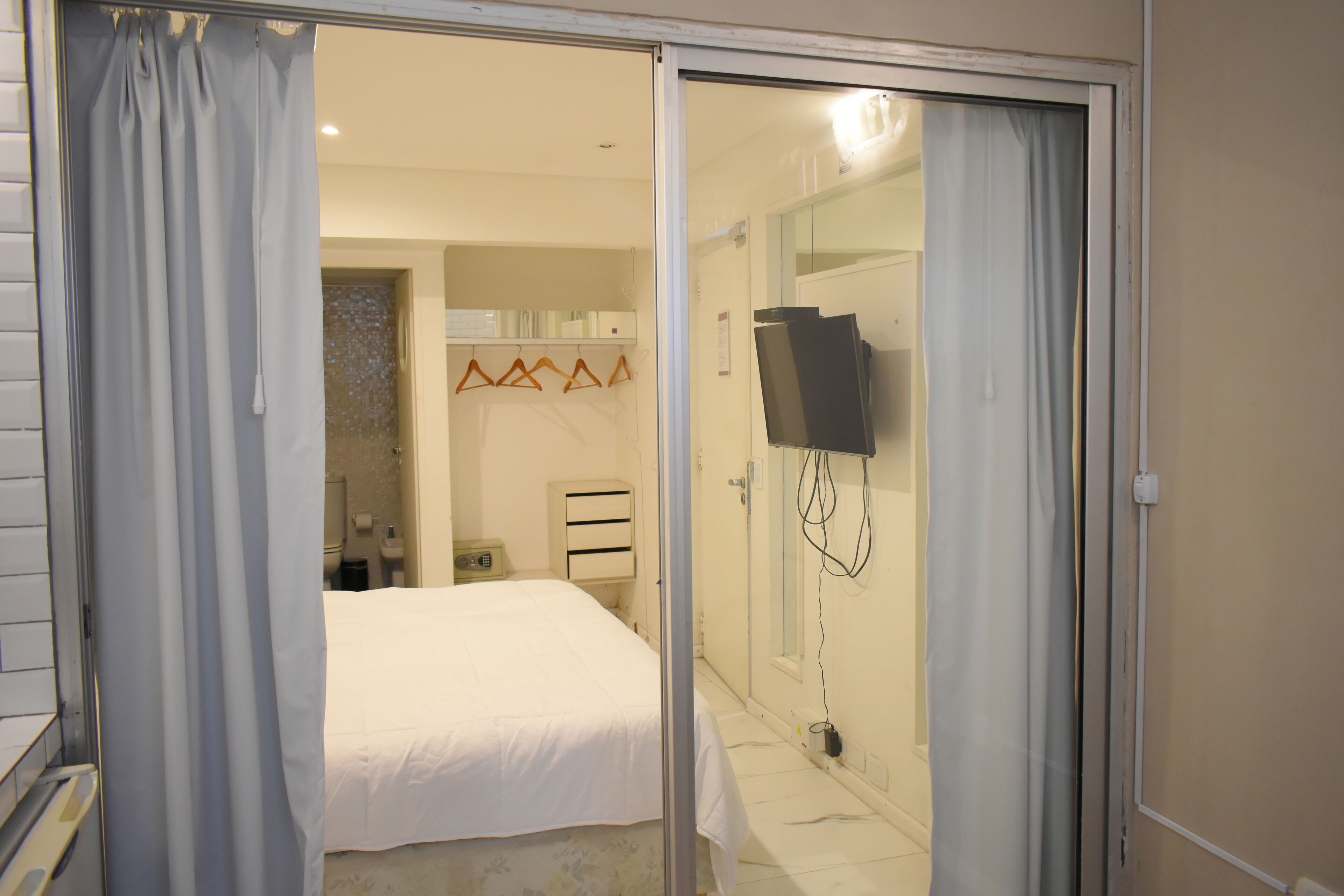 Apartamento Básico | 1 quarto, roupa de alta qualidade, edredões de penas, cofre no quarto 