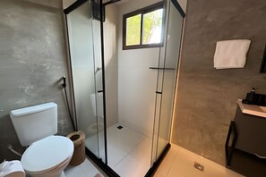 Cabine | Casa de banho | Um secador de cabelo, toalhas fornecidas 
