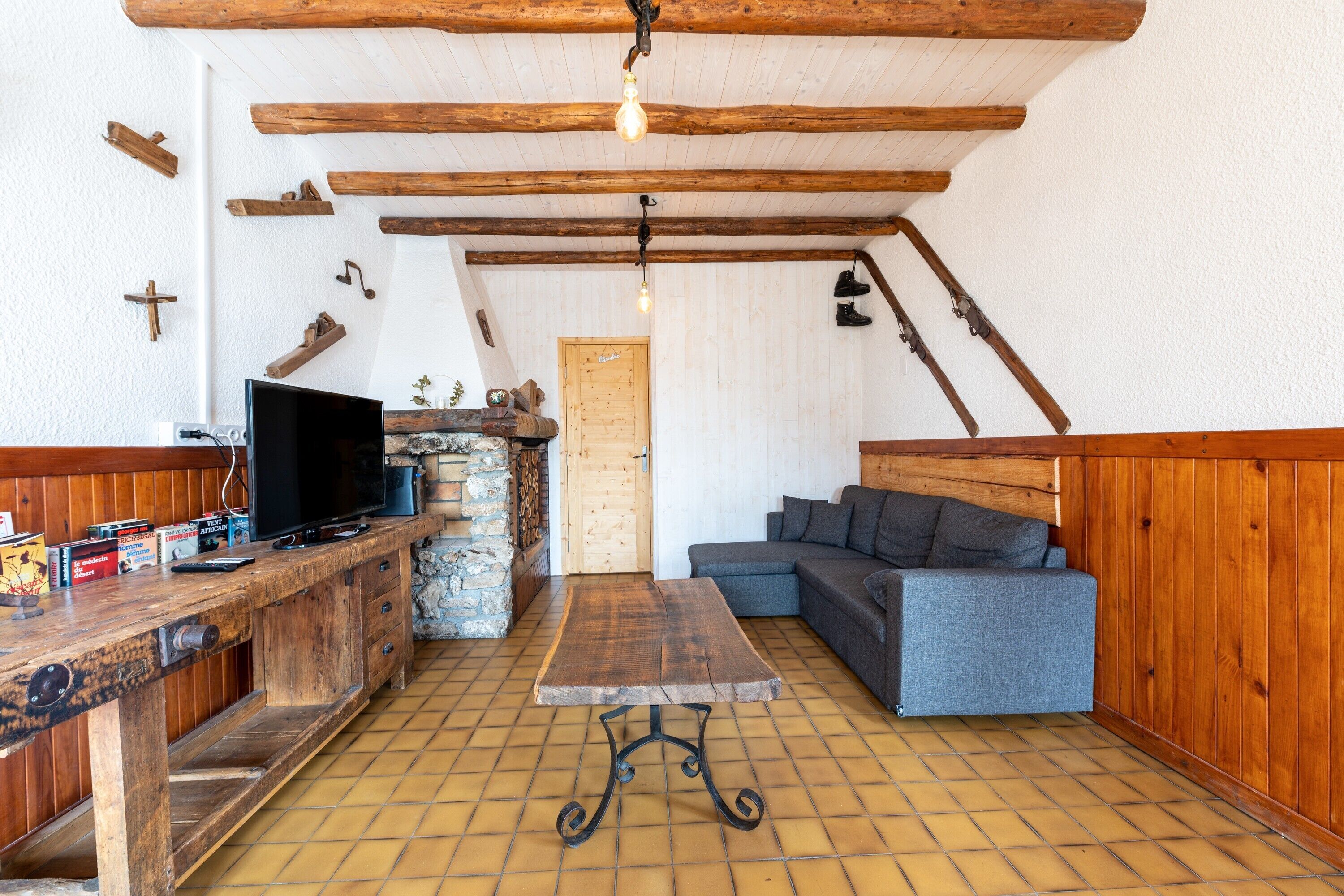 Appartement "Albiez Montrond" Avec Vue Sur Montagne, Balcon Et Wi-fi - Albiez-Montrond