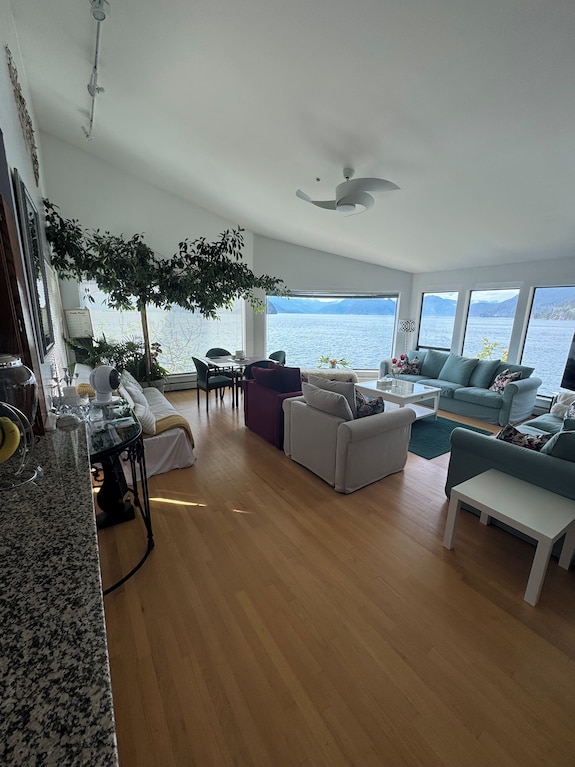 Paradise!! - Vancouver Island