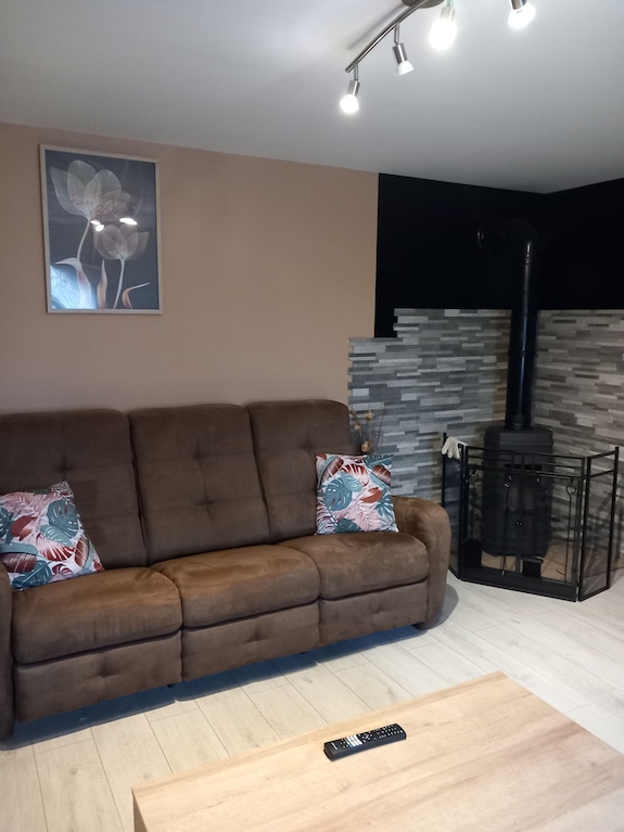 Demeure De La Vieille Tour - Mirecourt